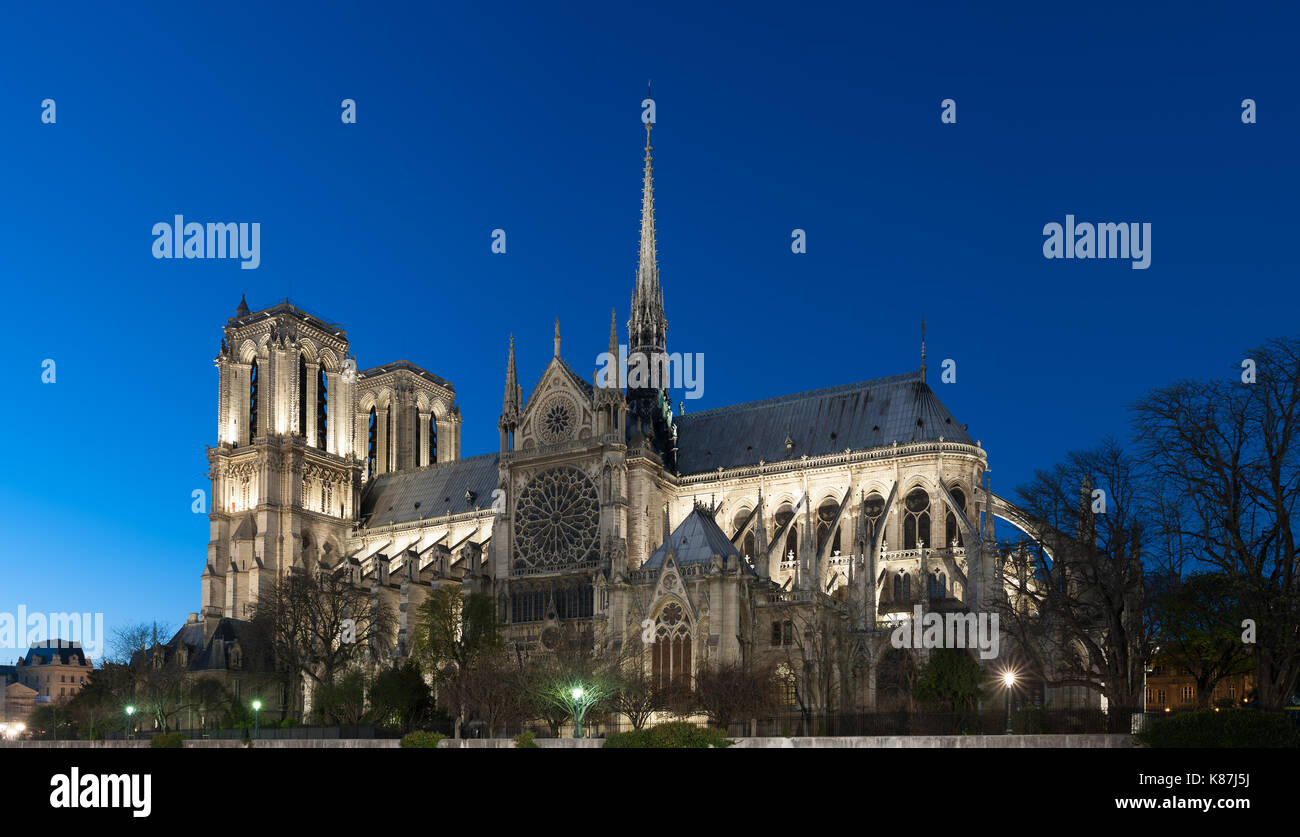 Parisian gothic architecture hi-res stock photography and images - Alamy