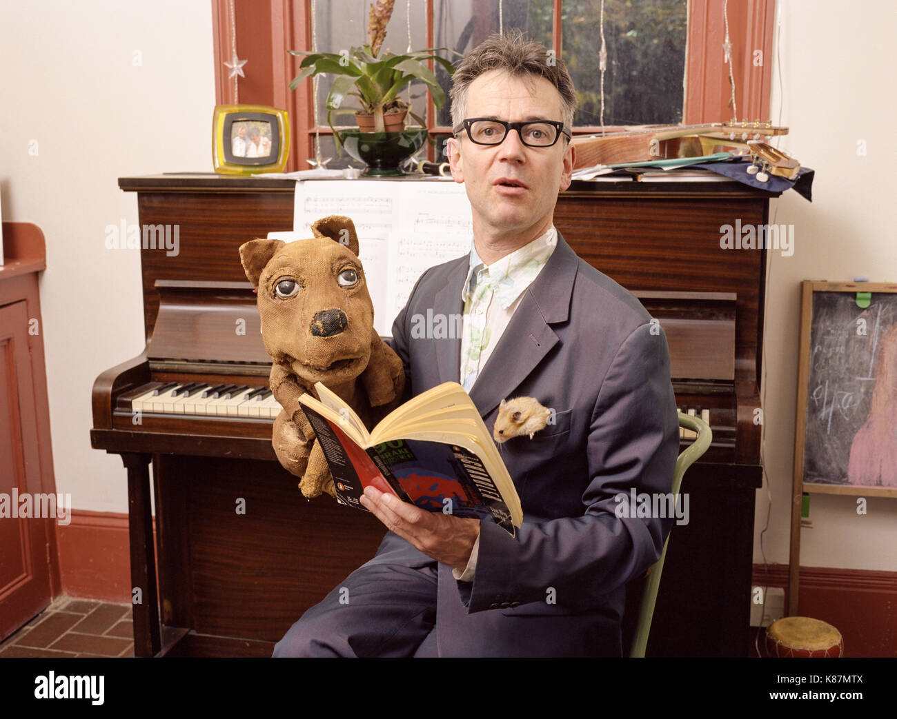 John hegley portrait hi-res stock photography and images - Alamy