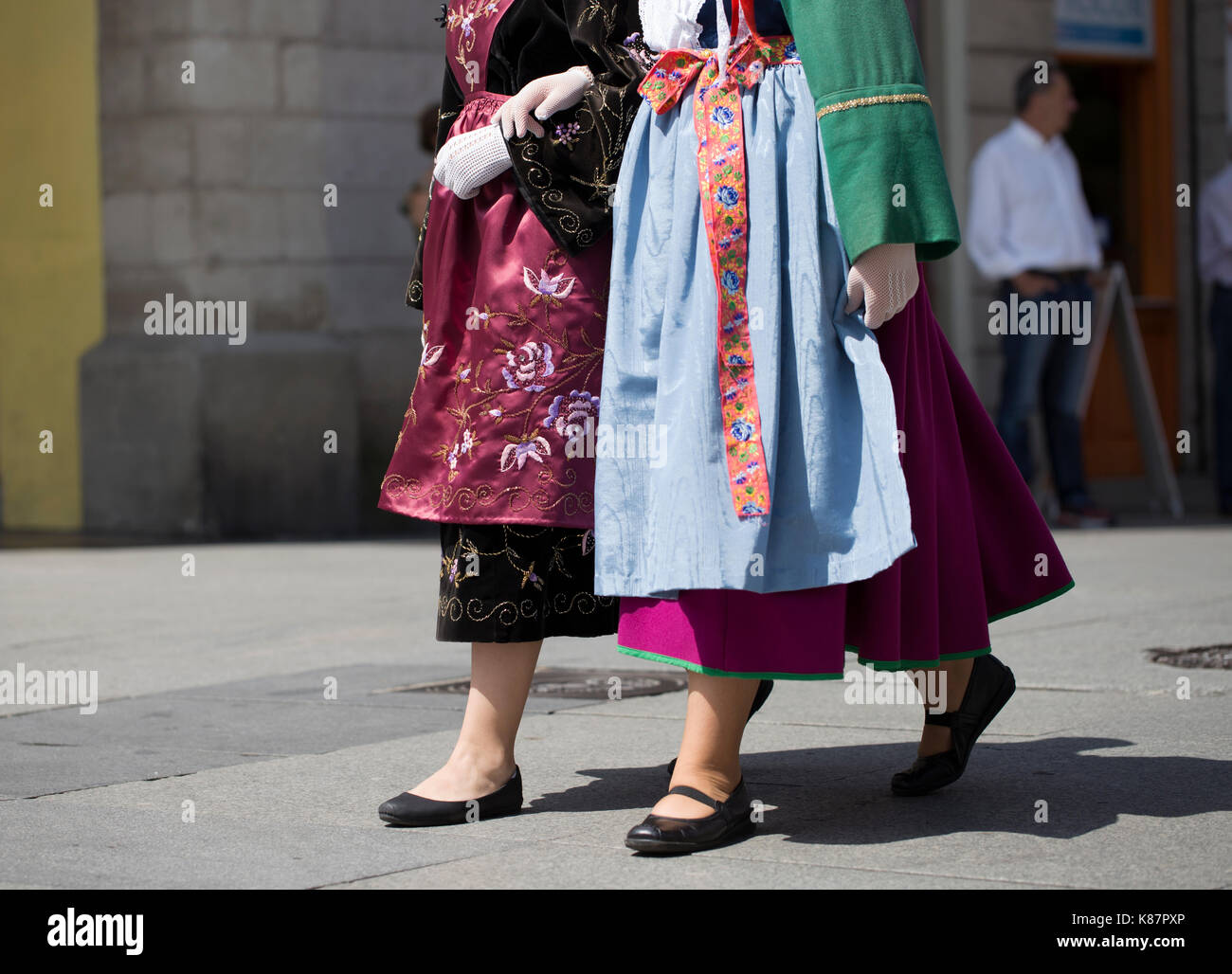 Traditional dancers of Brittany Stock Photo - Alamy