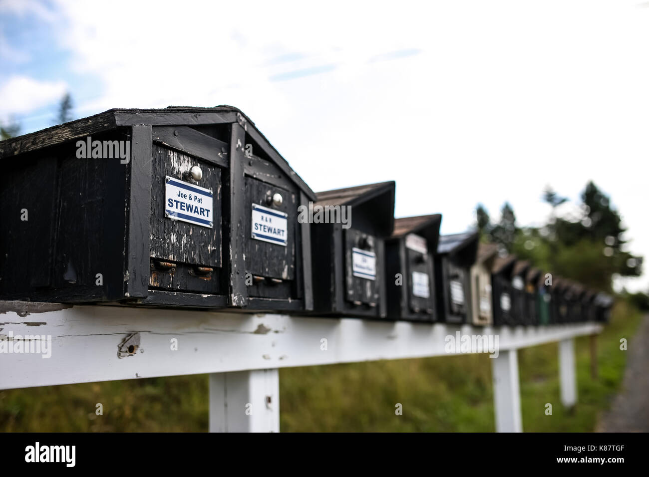 Rural mail delivery hi-res stock photography and images - Alamy