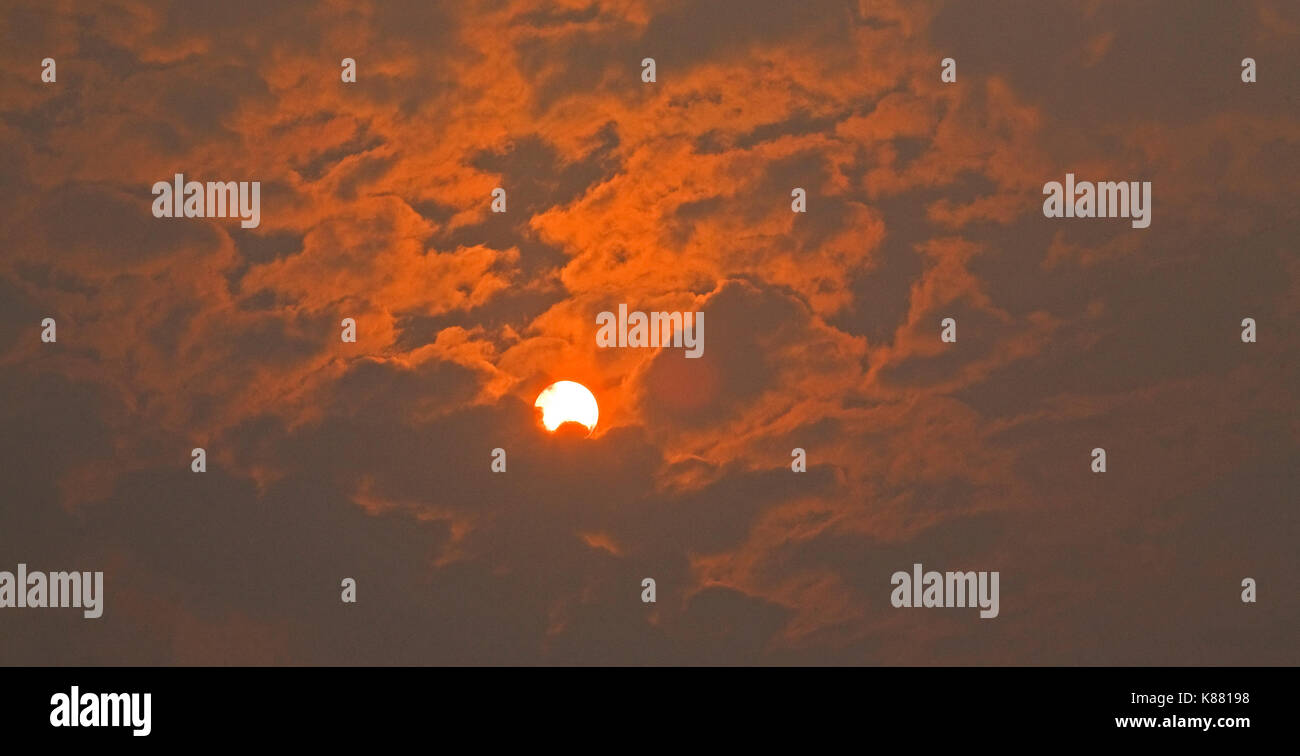 Ozone layer 2020 hi-res stock photography and images - Alamy