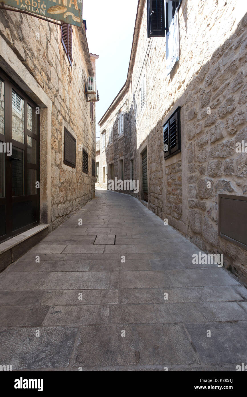 Medieval towns villages hi-res stock photography and images - Alamy