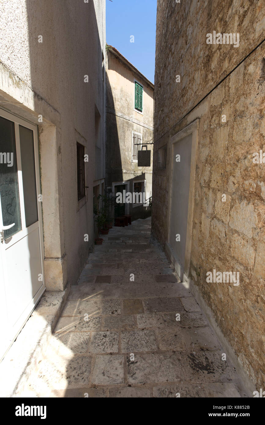 Medieval towns villages hi-res stock photography and images - Alamy