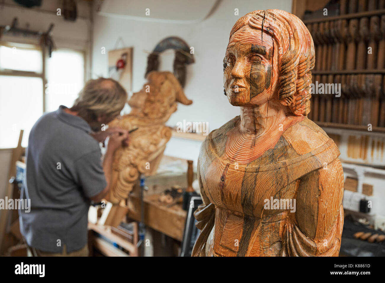 Female ships figureheads hi-res stock photography and images - Alamy