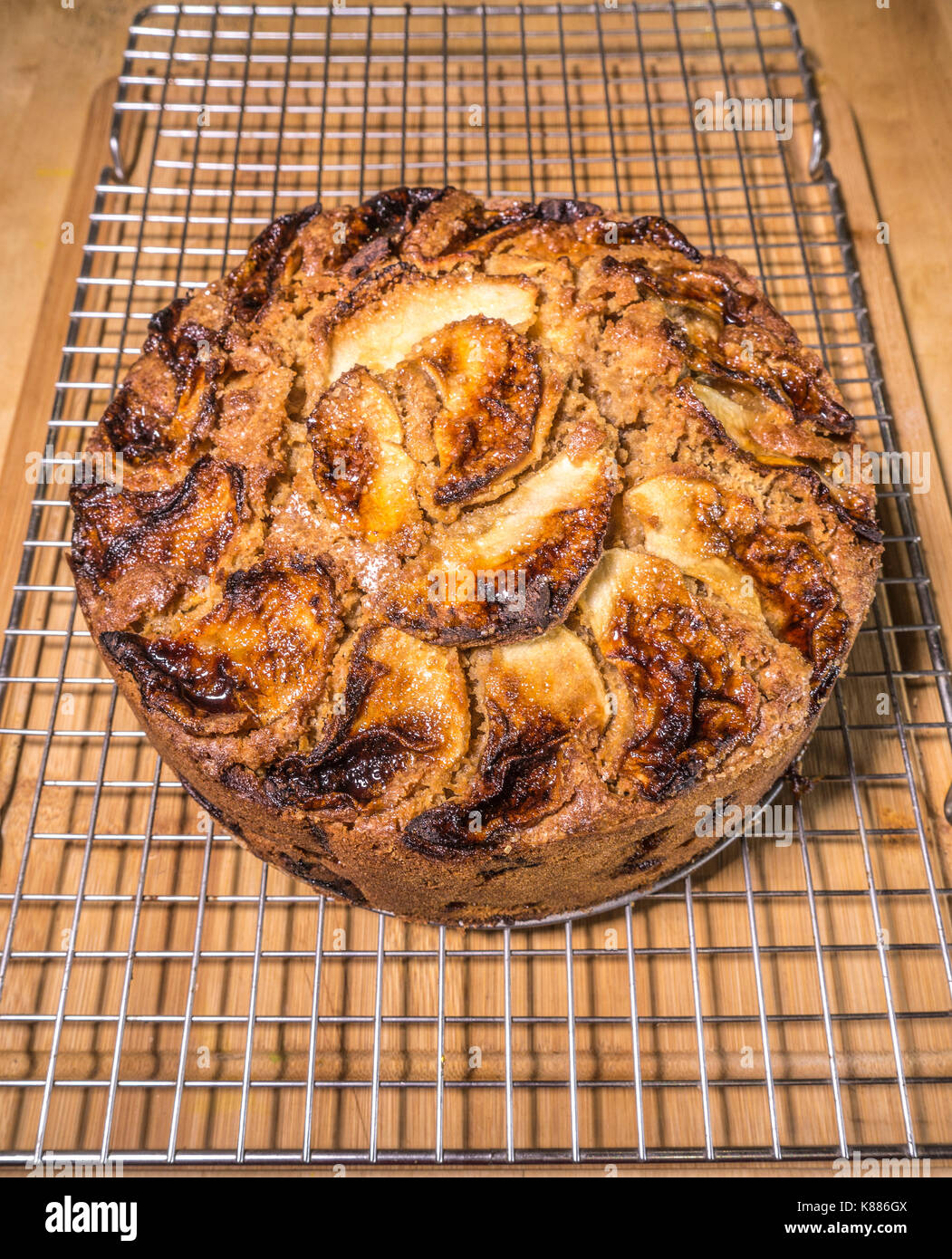Apple spiced cake hi-res stock photography and images - Alamy