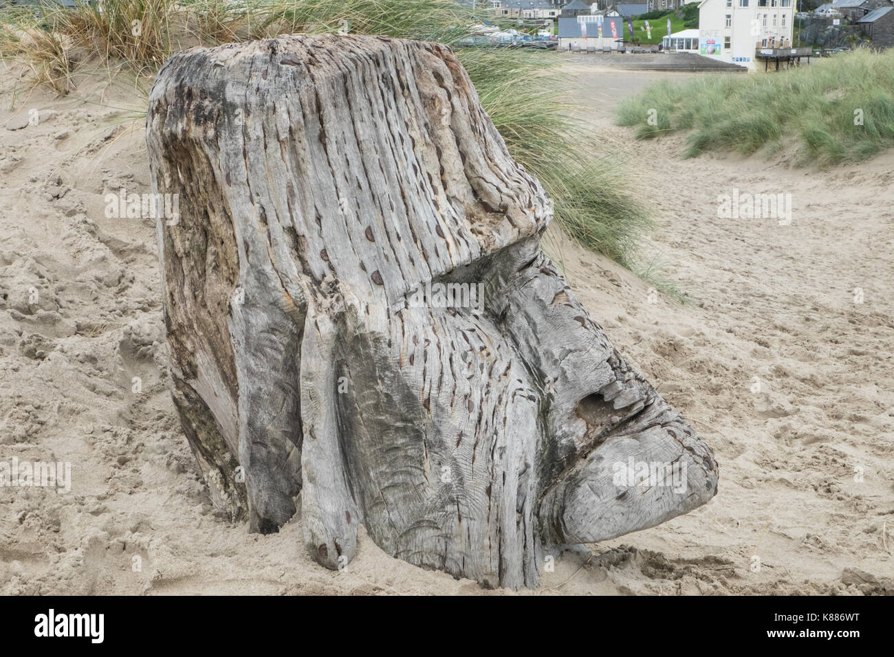 Barmouth wales town centre hi-res stock photography and images - Alamy