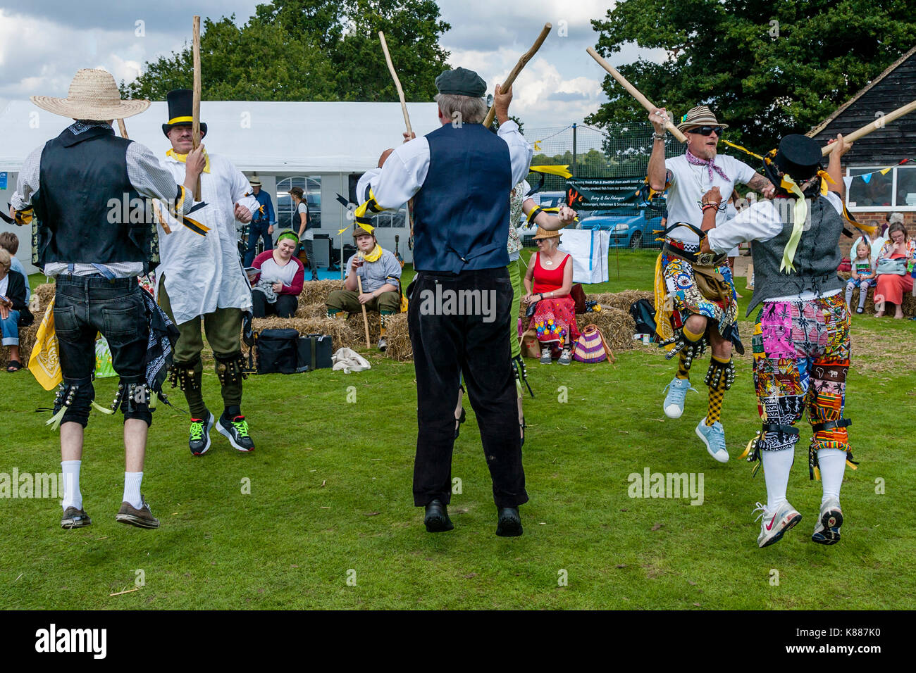 Morris dancing sticks hi-res stock photography and images - Alamy