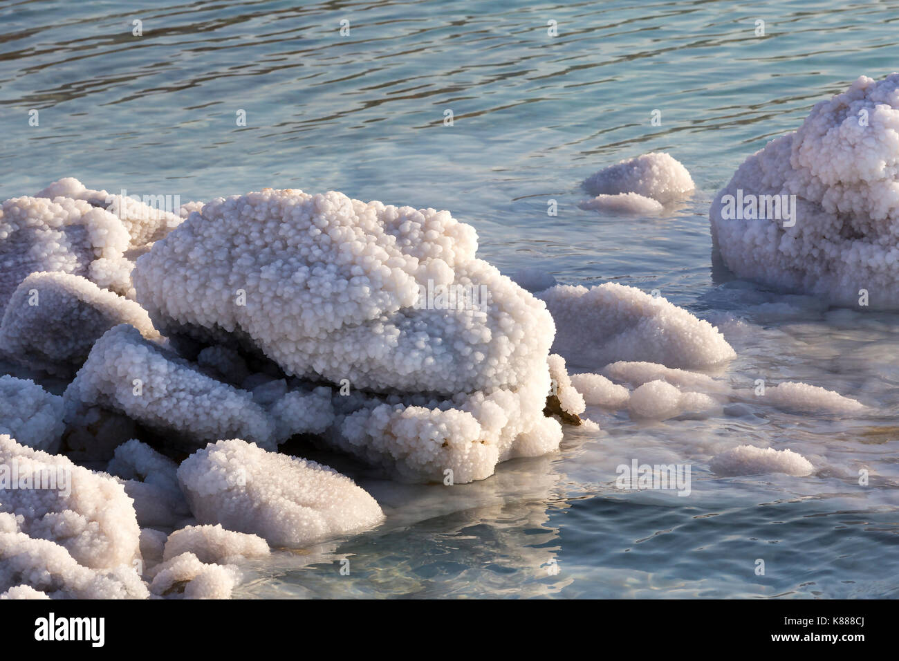Dead Sea salt deposits stones white crystals Stock Photo - Alamy