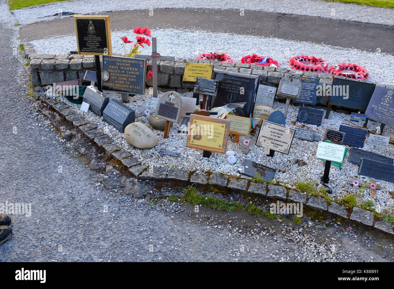 Memorial garden commando monument lochaber hi-res stock photography and ...