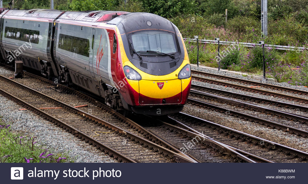 Virgin Trains Stock Photos & Virgin Trains Stock Images - Alamy