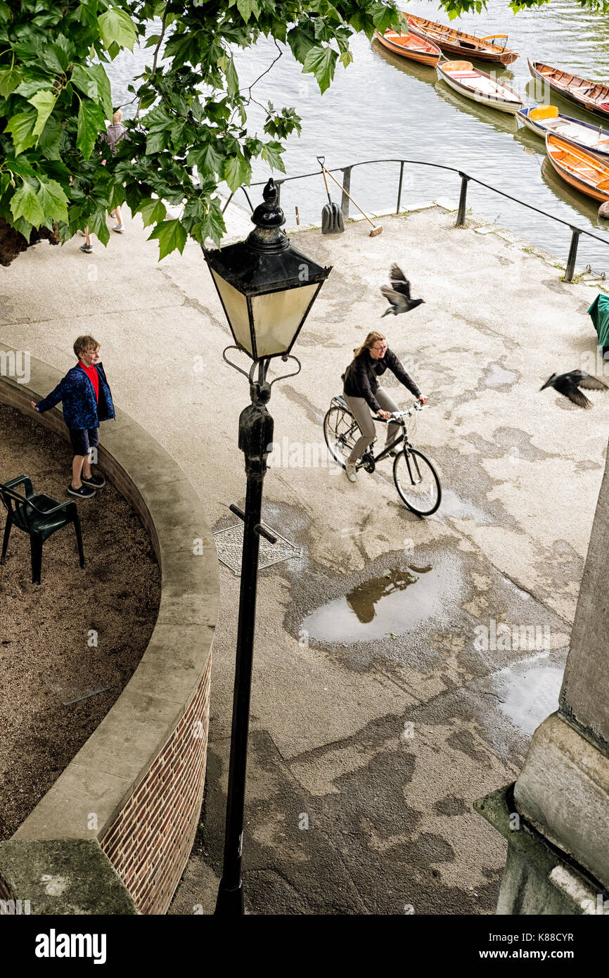 Child chasing hi-res stock photography and images - Alamy