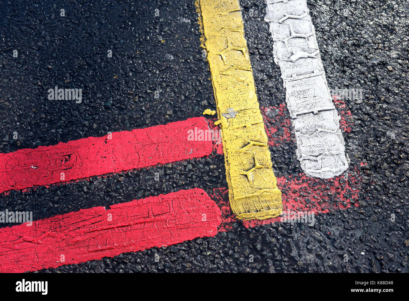 Tarmac detail hi-res stock photography and images - Alamy