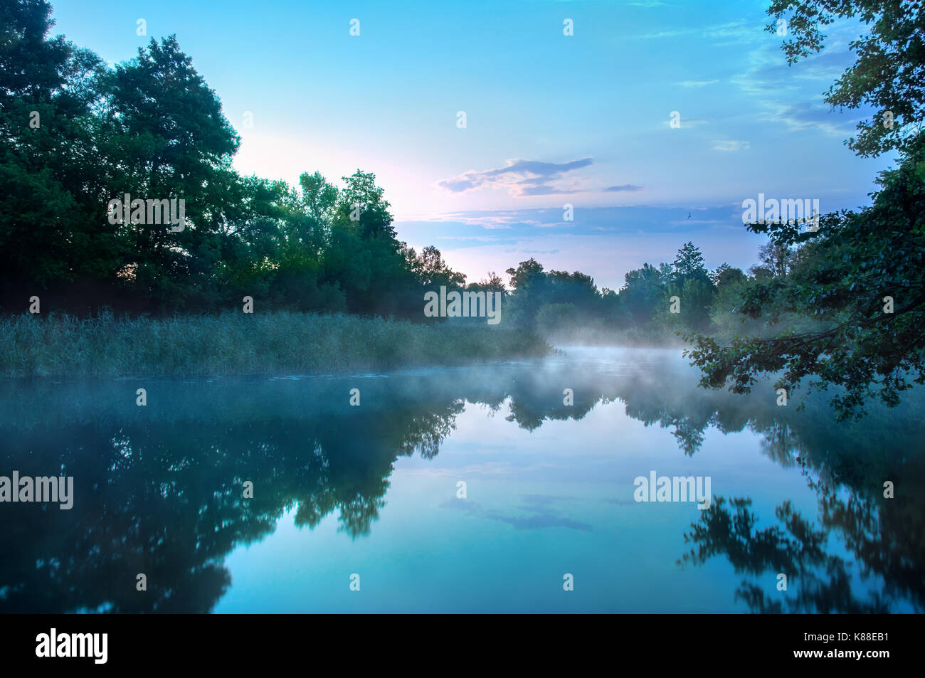 Morning fog on river sunrise hi-res stock photography and images - Alamy