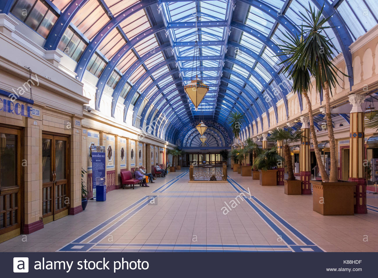 At The Winter Gardens In Blackpool Stock Photos & At The Winter Gardens ...