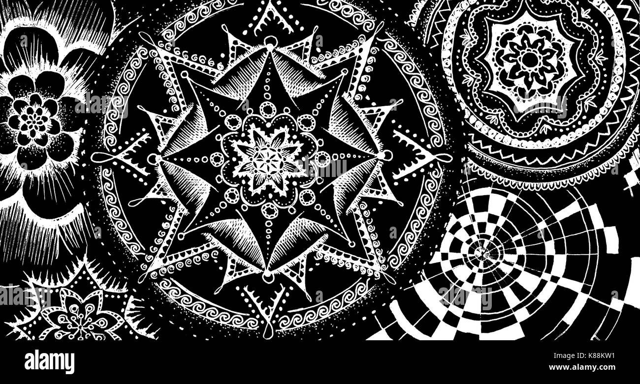 Mandala snowflake pattern gentle Stock Photo - Alamy