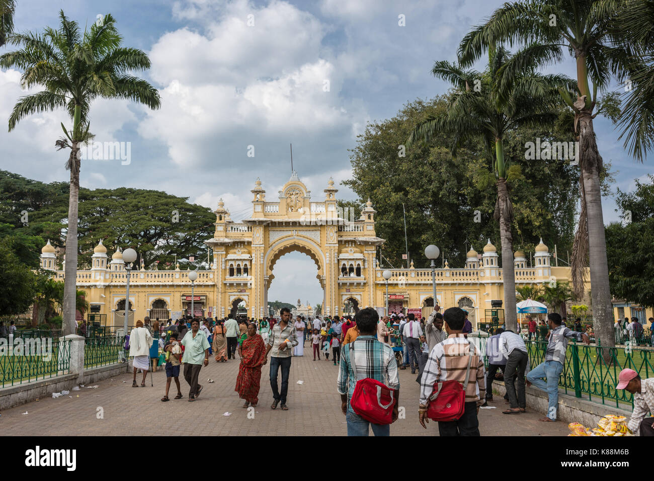 Mysore palace entrance gate hi-res stock photography and images - Alamy