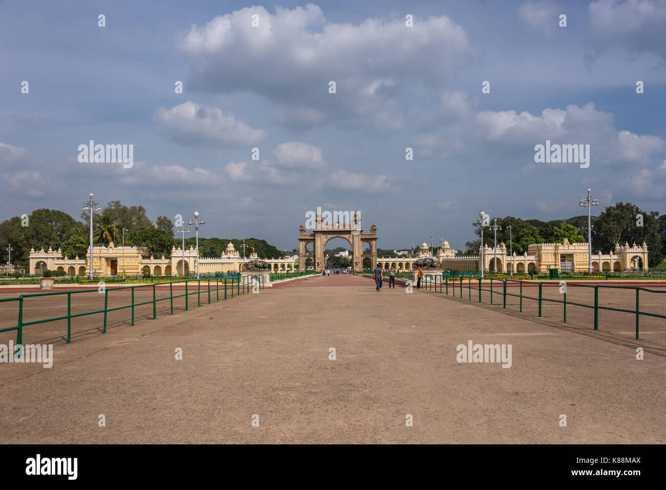 Mysore palace entrance gate hi-res stock photography and images - Alamy