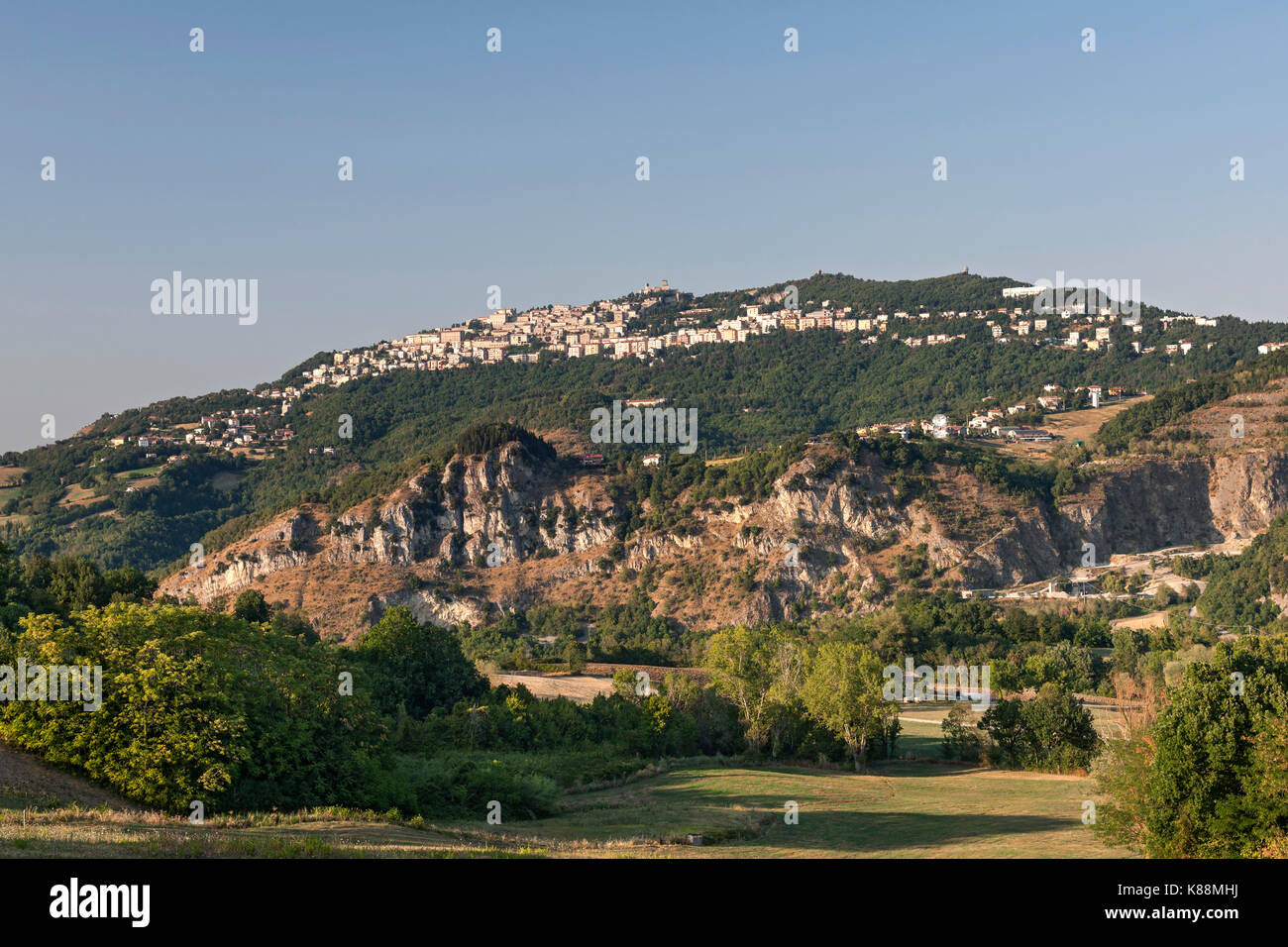 Mount titan hi-res stock photography and images - Alamy