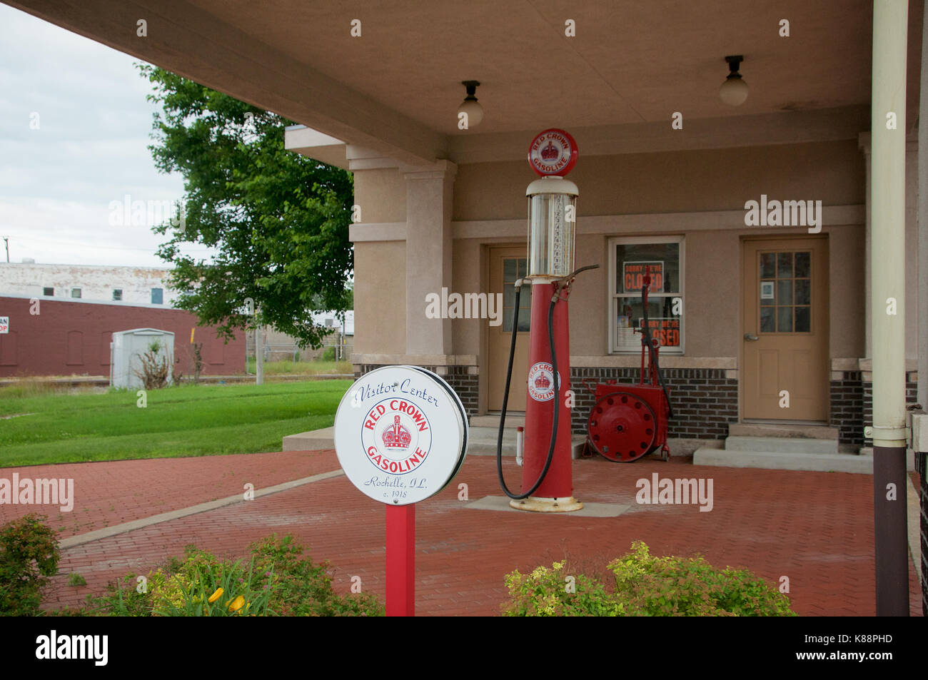 Classic transport sign - Rochelle, Illinois, USA Stock Photo - Alamy
