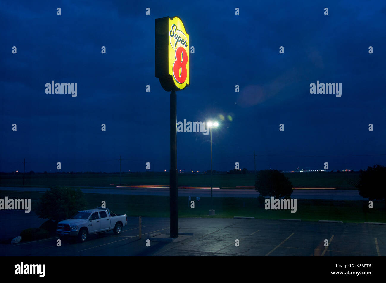Super 8 Sign High Resolution Stock Photography and Images - Alamy