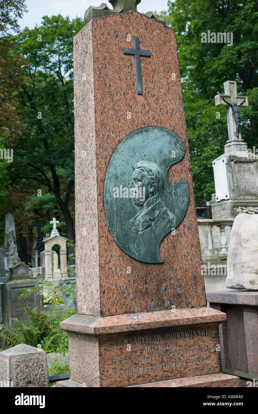 Old powazki cemetery hi-res stock photography and images - Alamy