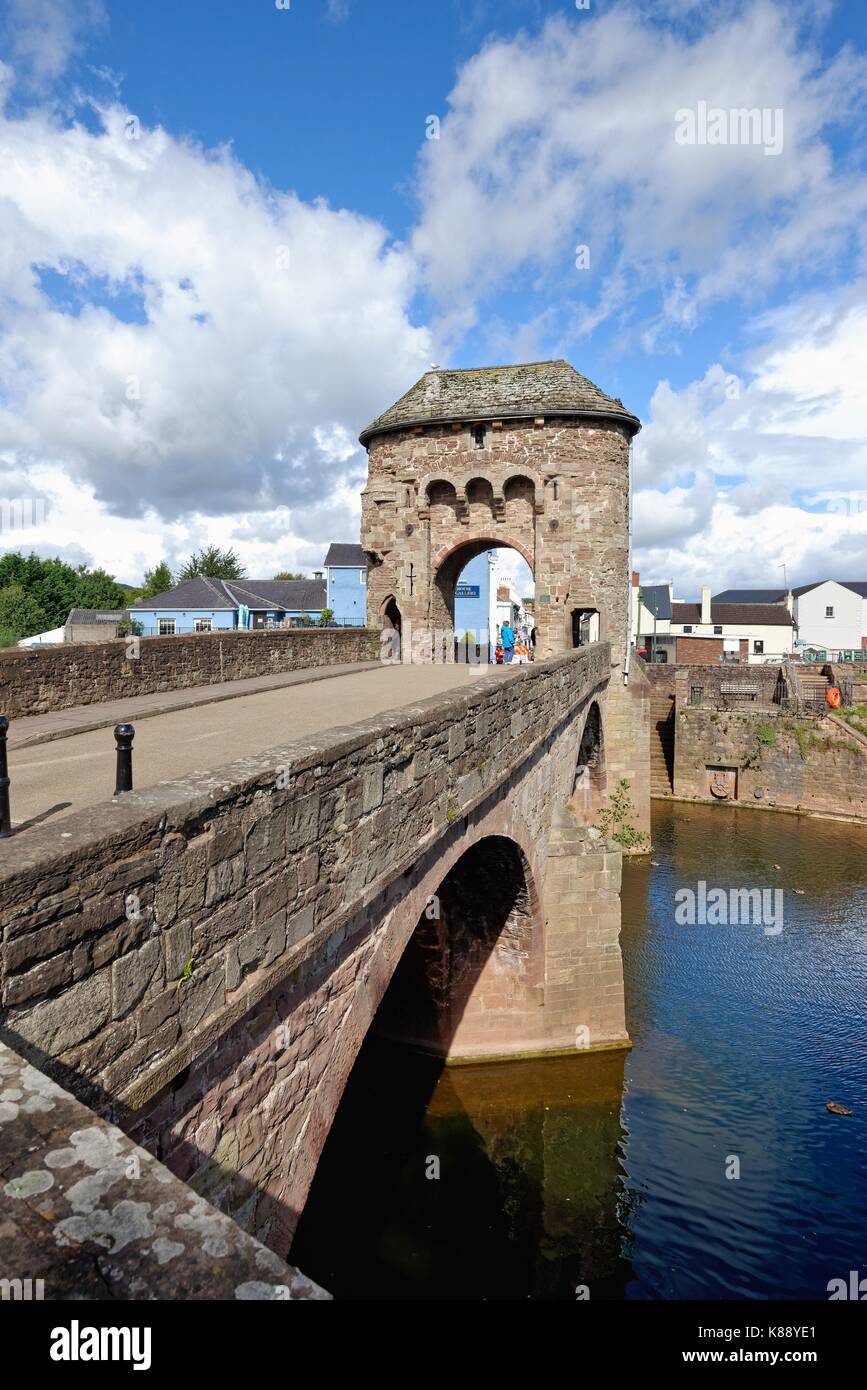 Monnow bridge Monmouth Monmouthshire Wales UK Stock Photo - Alamy