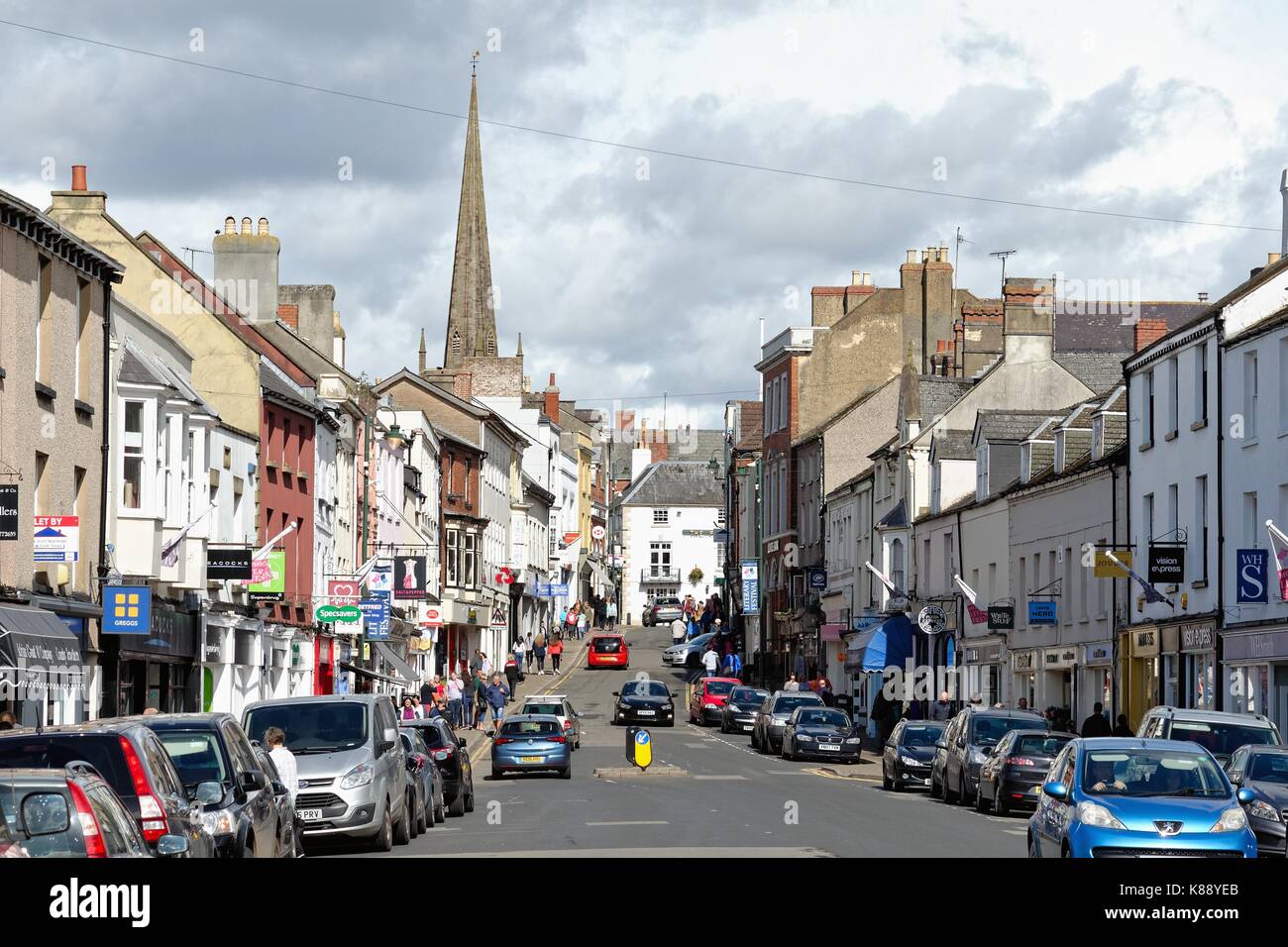 Monmouth town high street hi-res stock photography and images - Alamy