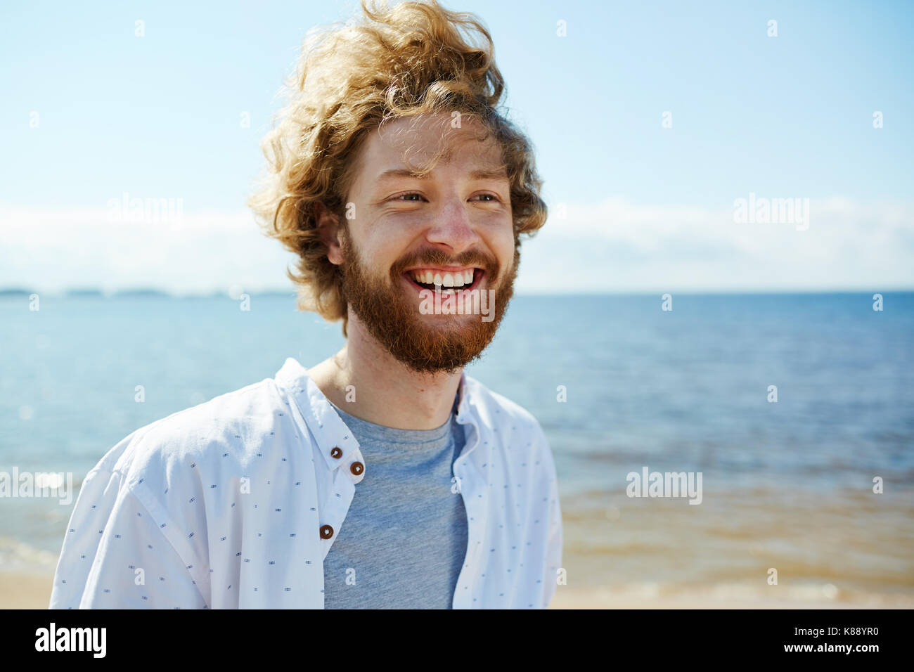 Expressing happiness hi-res stock photography and images - Alamy