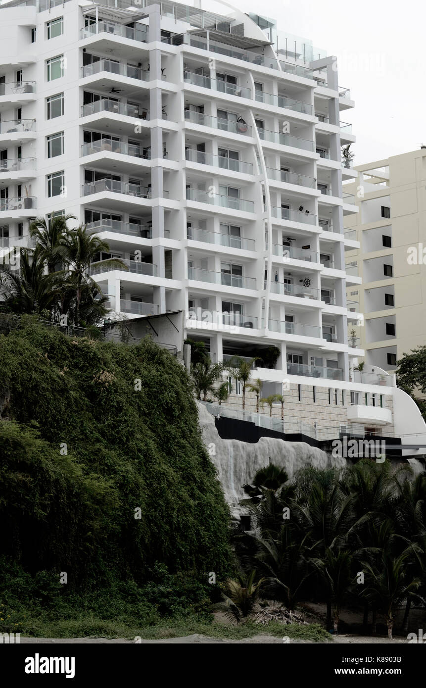 Beautiful white building at the shore in the beach Stock Photo - Alamy