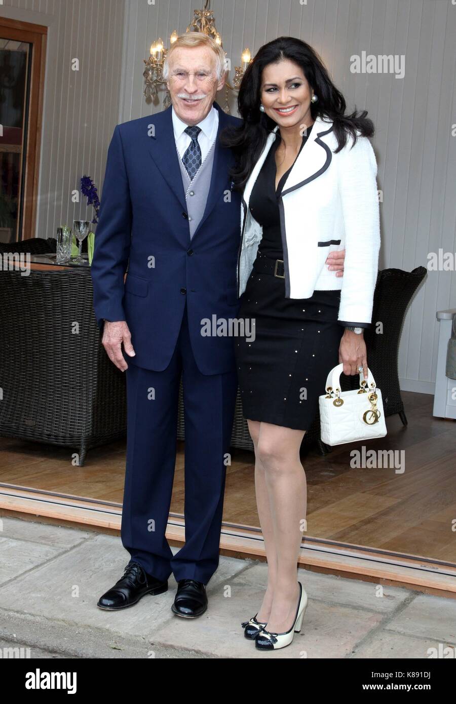 It was announced today that veteran entertainer Bruce Forsyth died this ...