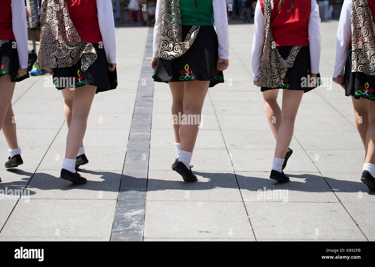 Irish dancing legs hi-res stock photography and images - Alamy