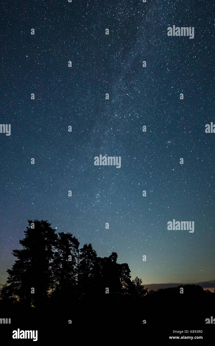 Milky way galaxy in clear starry night sky Stock Photo - Alamy