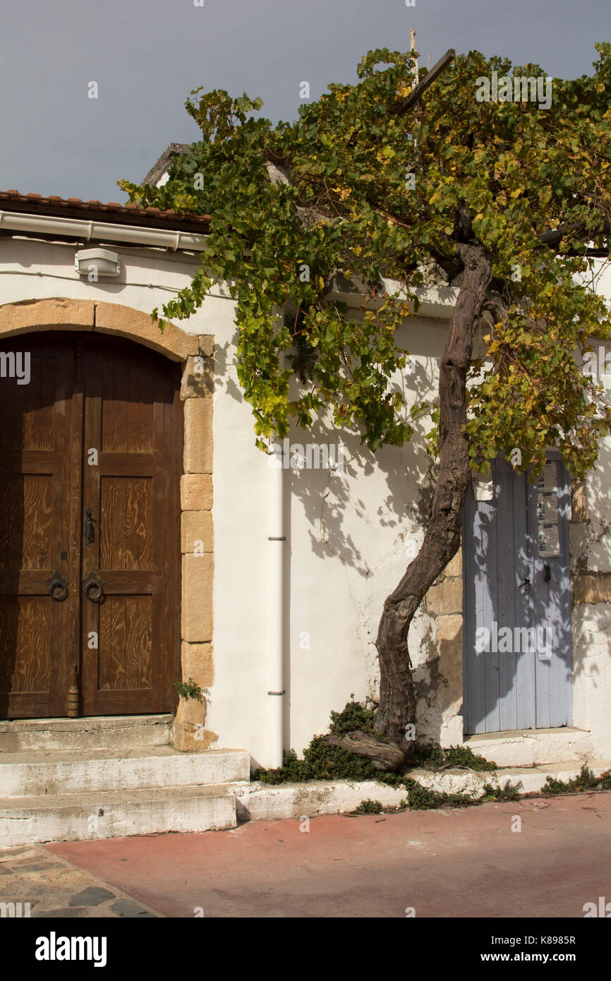 Thronos crete hi-res stock photography and images - Alamy