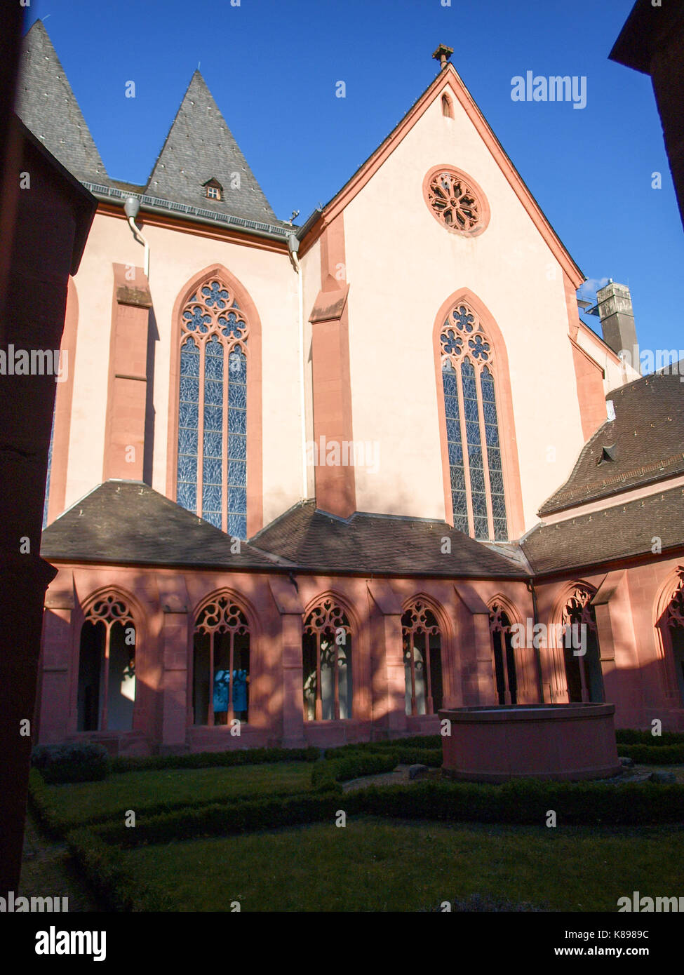 The high cathedral st martin of mainz hi-res stock photography and ...