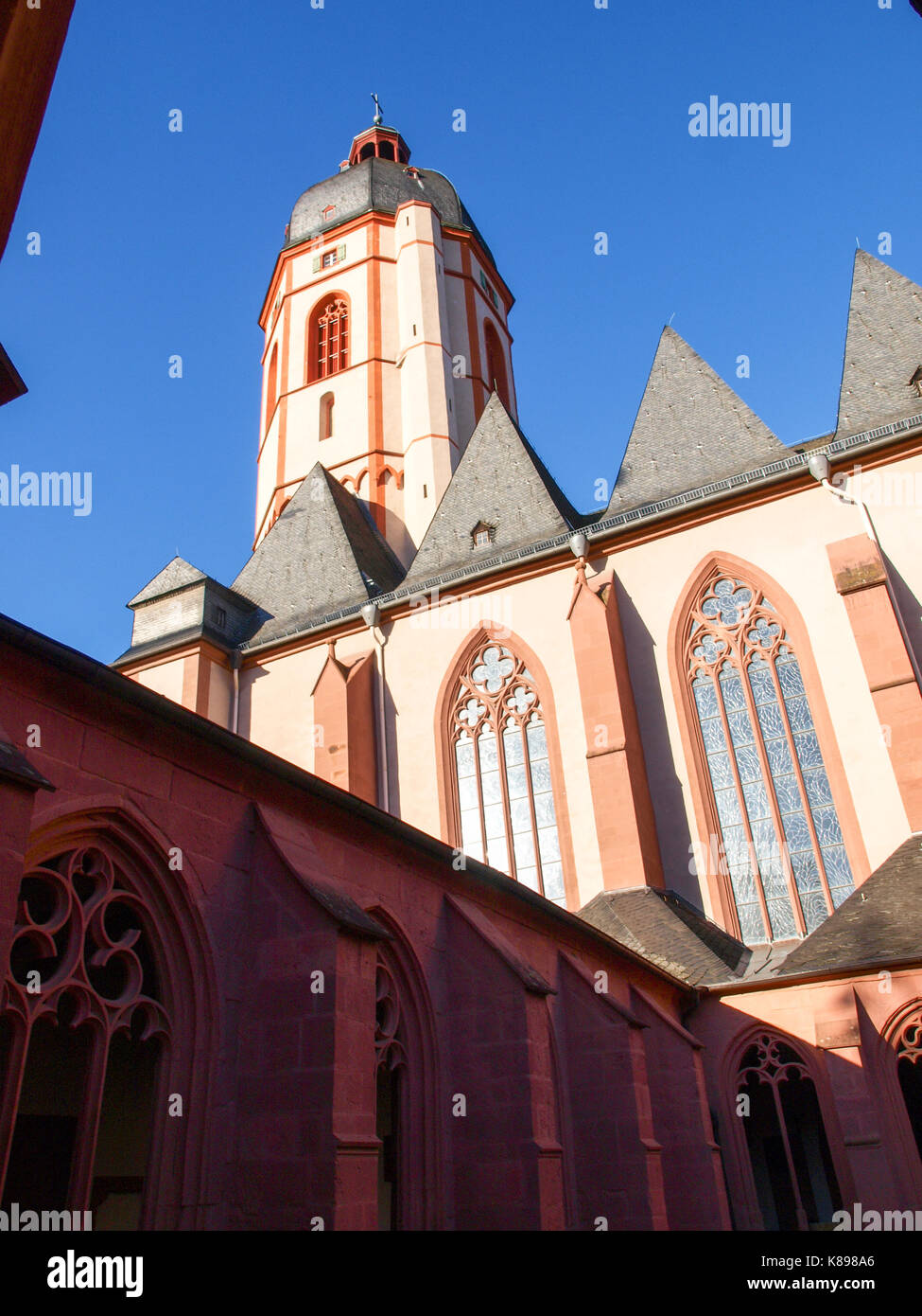 The high cathedral st martin of mainz hi-res stock photography and ...