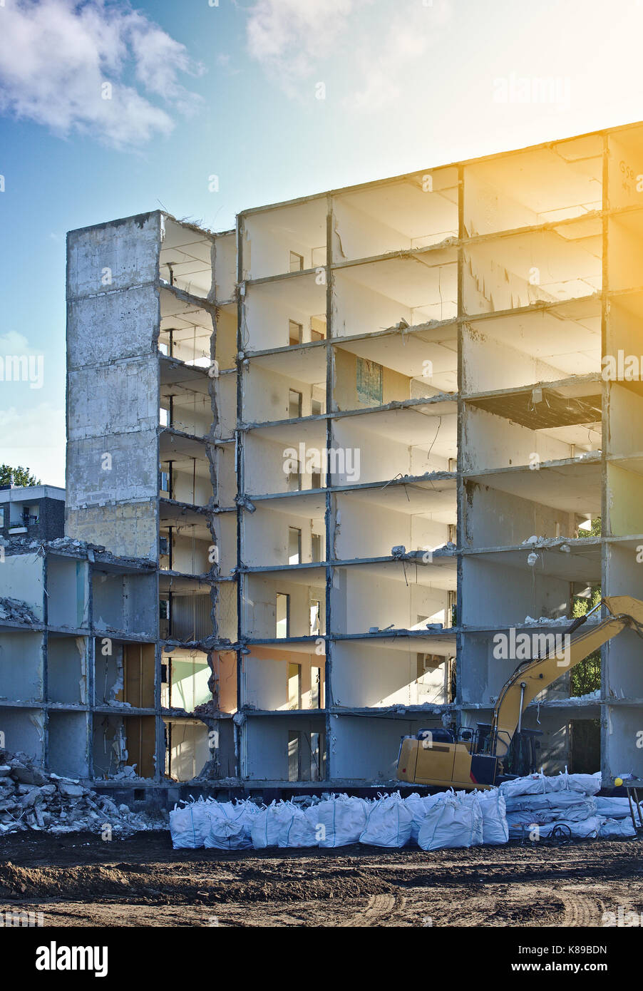Demolished building rubble hi-res stock photography and images - Alamy