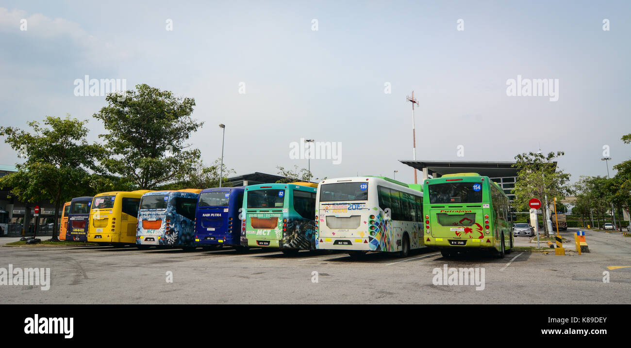 Buses In Malaysia _ Malaysia Bus Routes – XEVZE