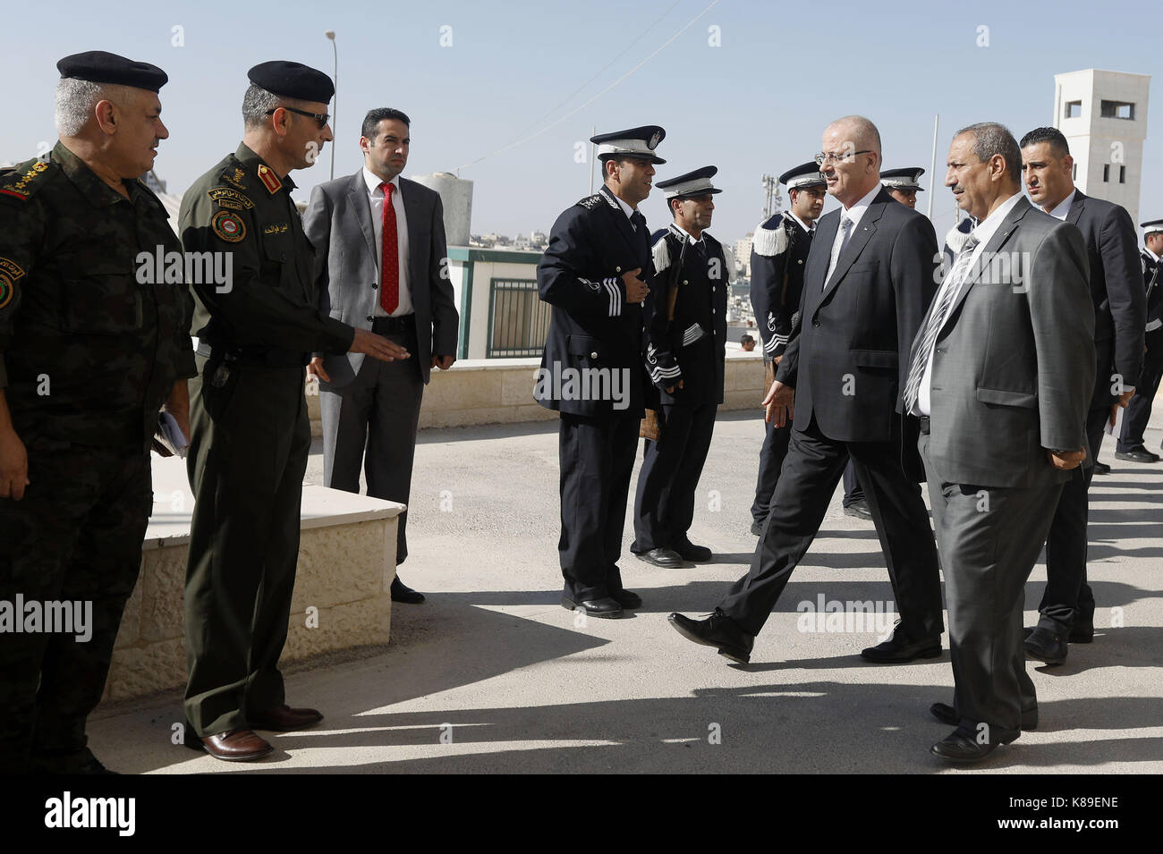 Hebron, West Bank, Palestinian Territory. 18th Sep, 2017. Palestinian ...