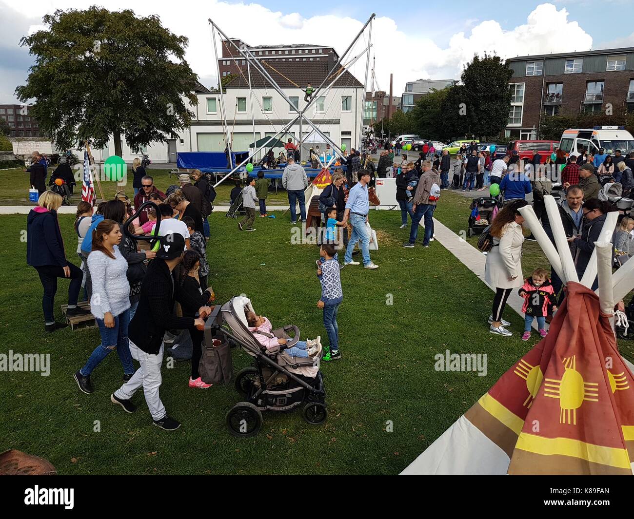 Sweepstakes children hi-res stock photography and images - Alamy