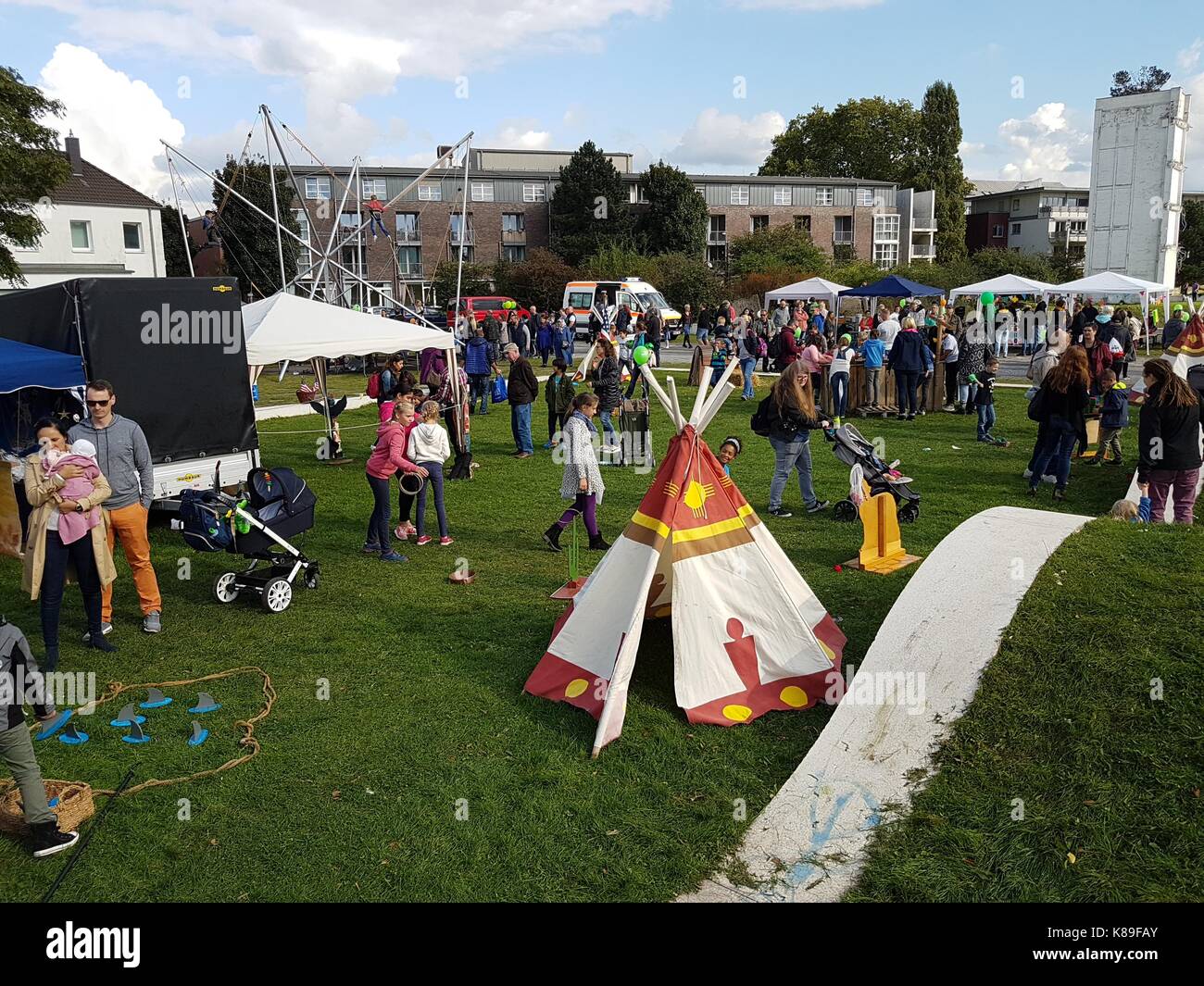 Sweepstakes children hi-res stock photography and images - Alamy