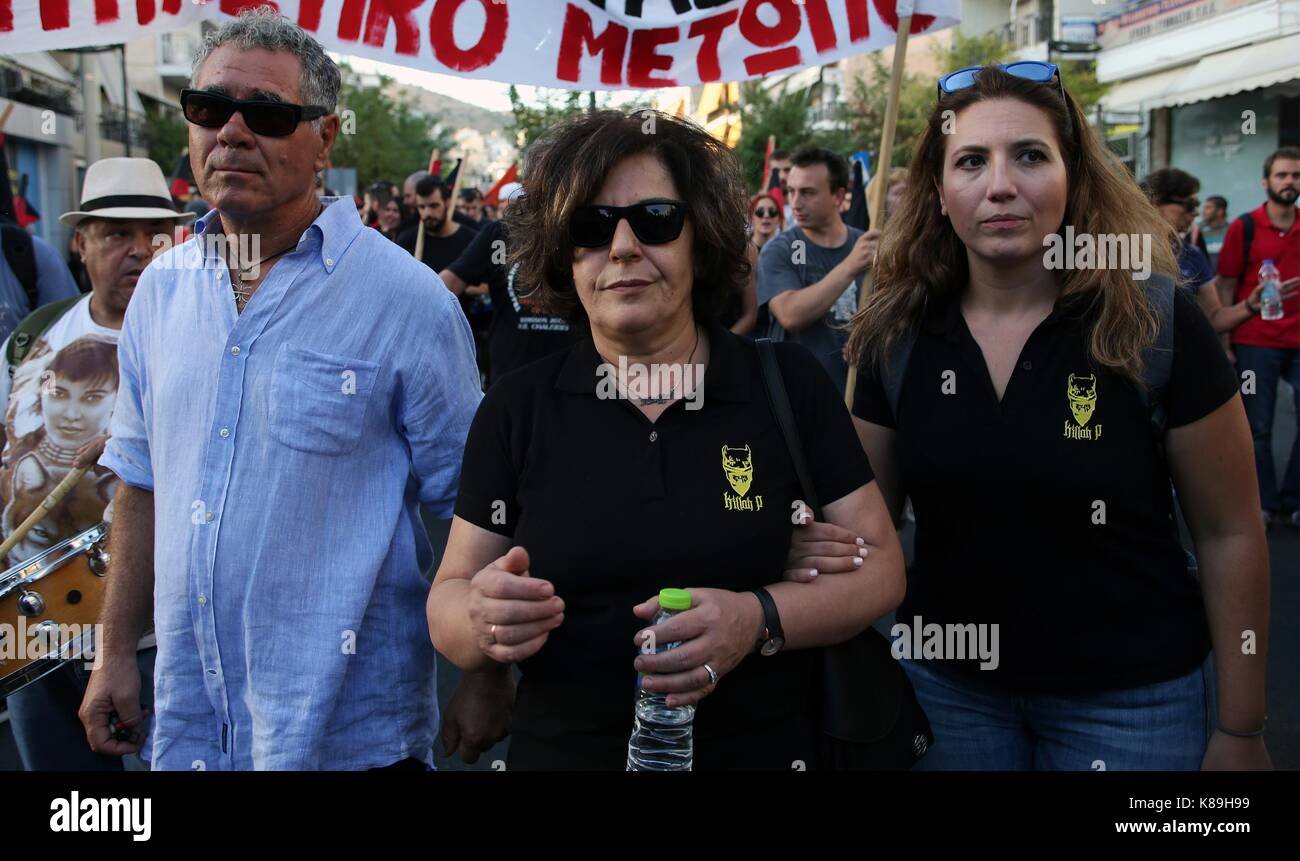 With her mother magda hi-res stock photography and images - Alamy
