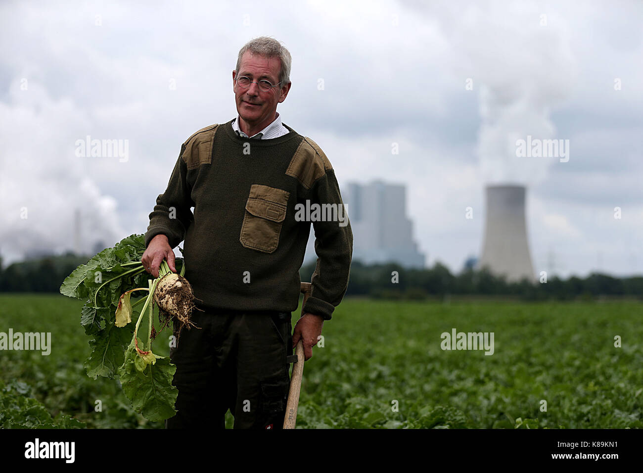 German farmer hi-res stock photography and images - Alamy