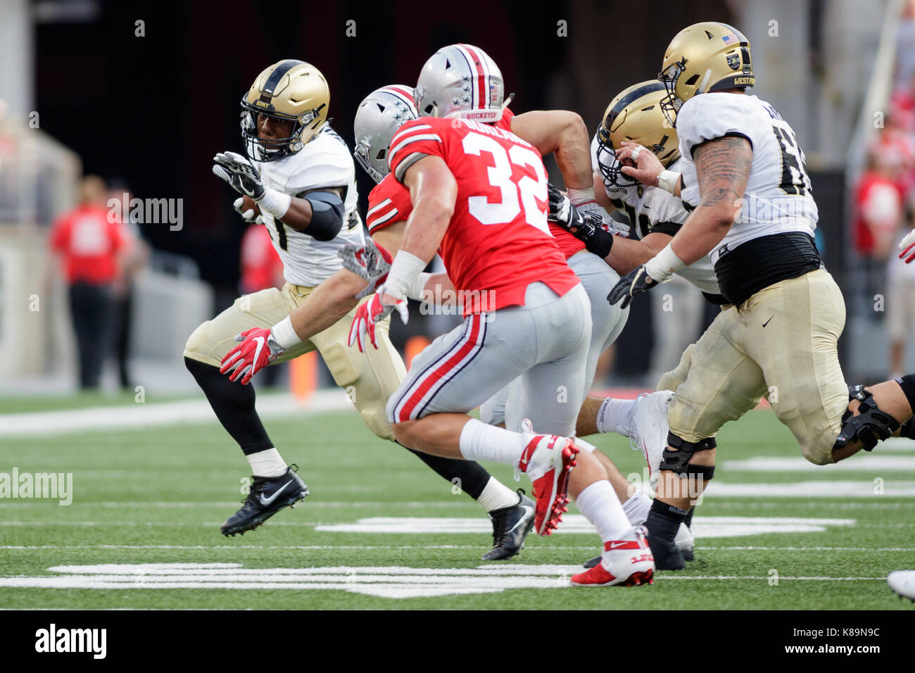 Ohio Stadium, Columbus, OH, USA. 16th Sep, 2017. Army Black Knights ...
