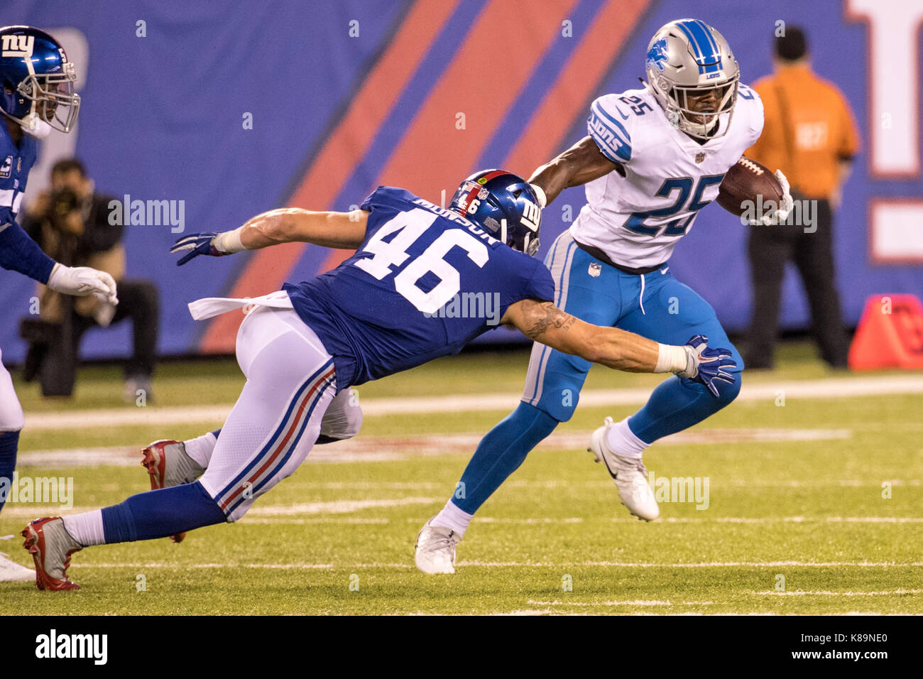 East Rutherford, New Jersey, USA. 18th Sep, 2017. Detroit Lions running ...