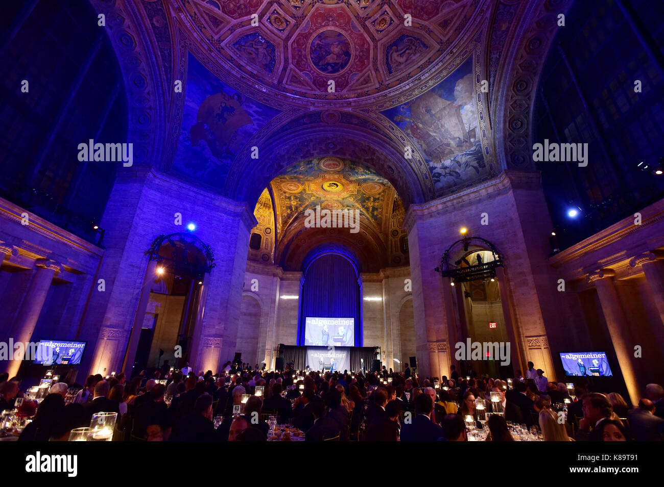 Gershon jacobson jewish continuity foundation hi-res stock photography ...