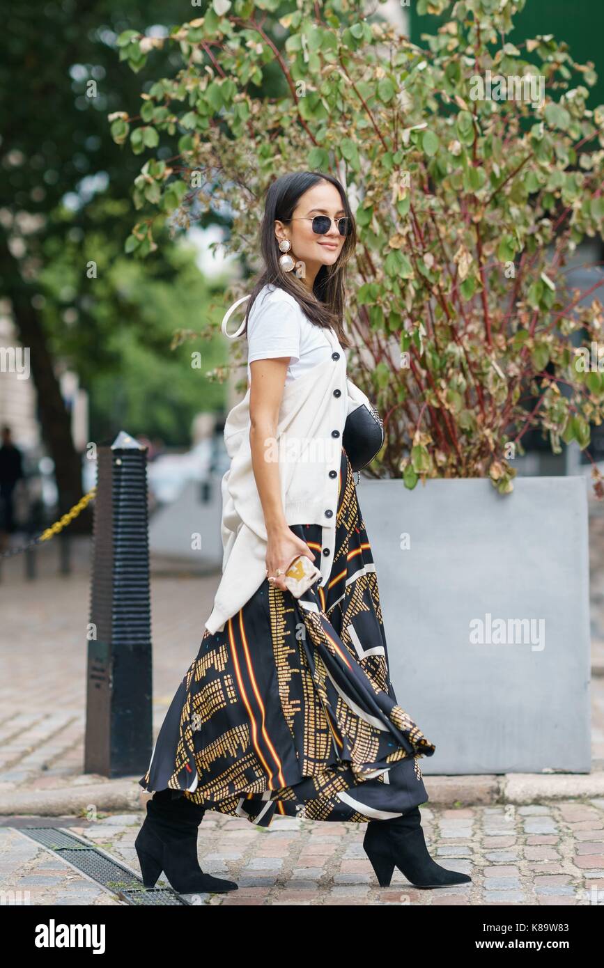 A chic showgoer posing outside the Preen By Thornton Bregazzi runway ...