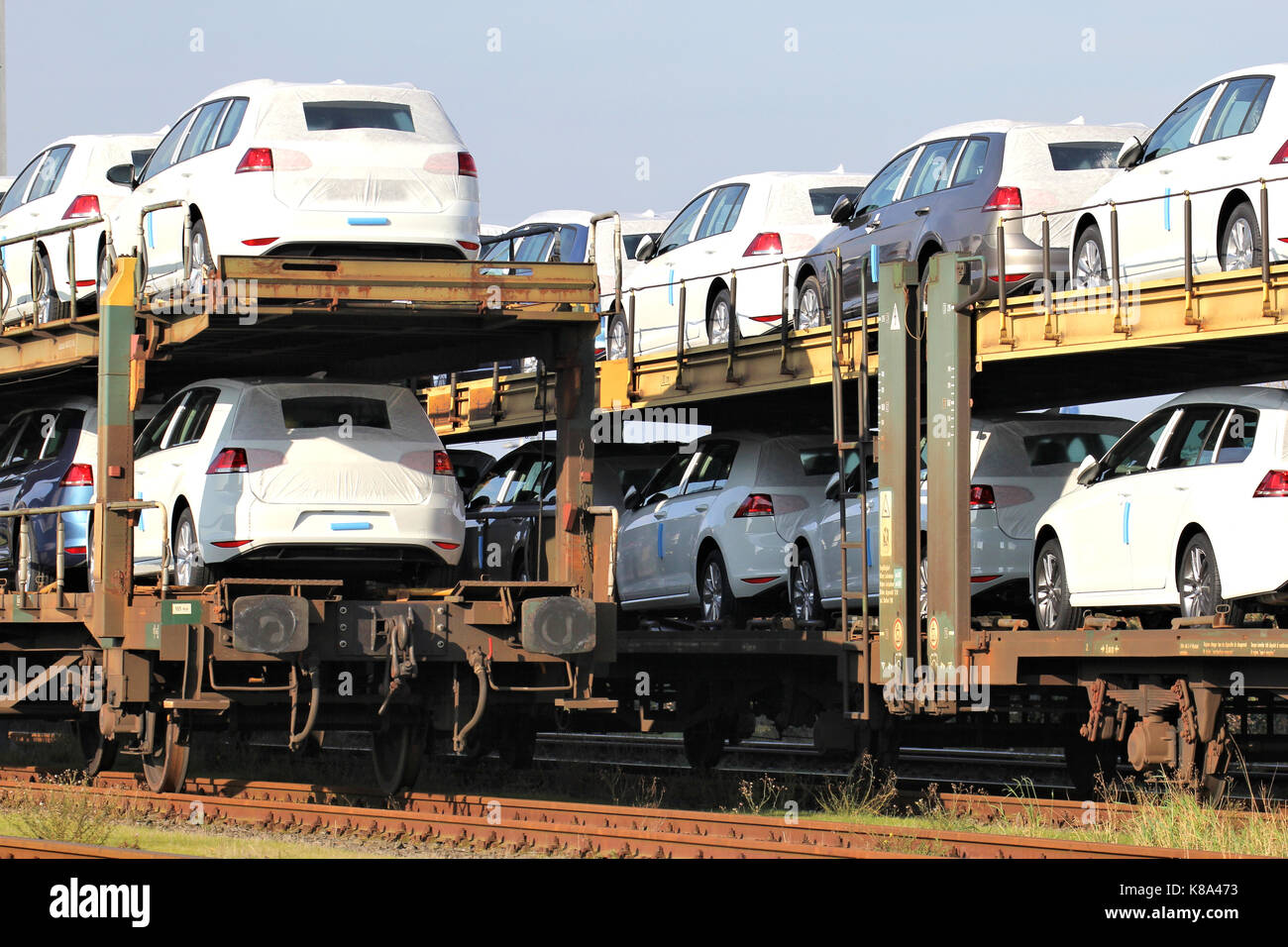 Autorack hi-res stock photography and images - Alamy