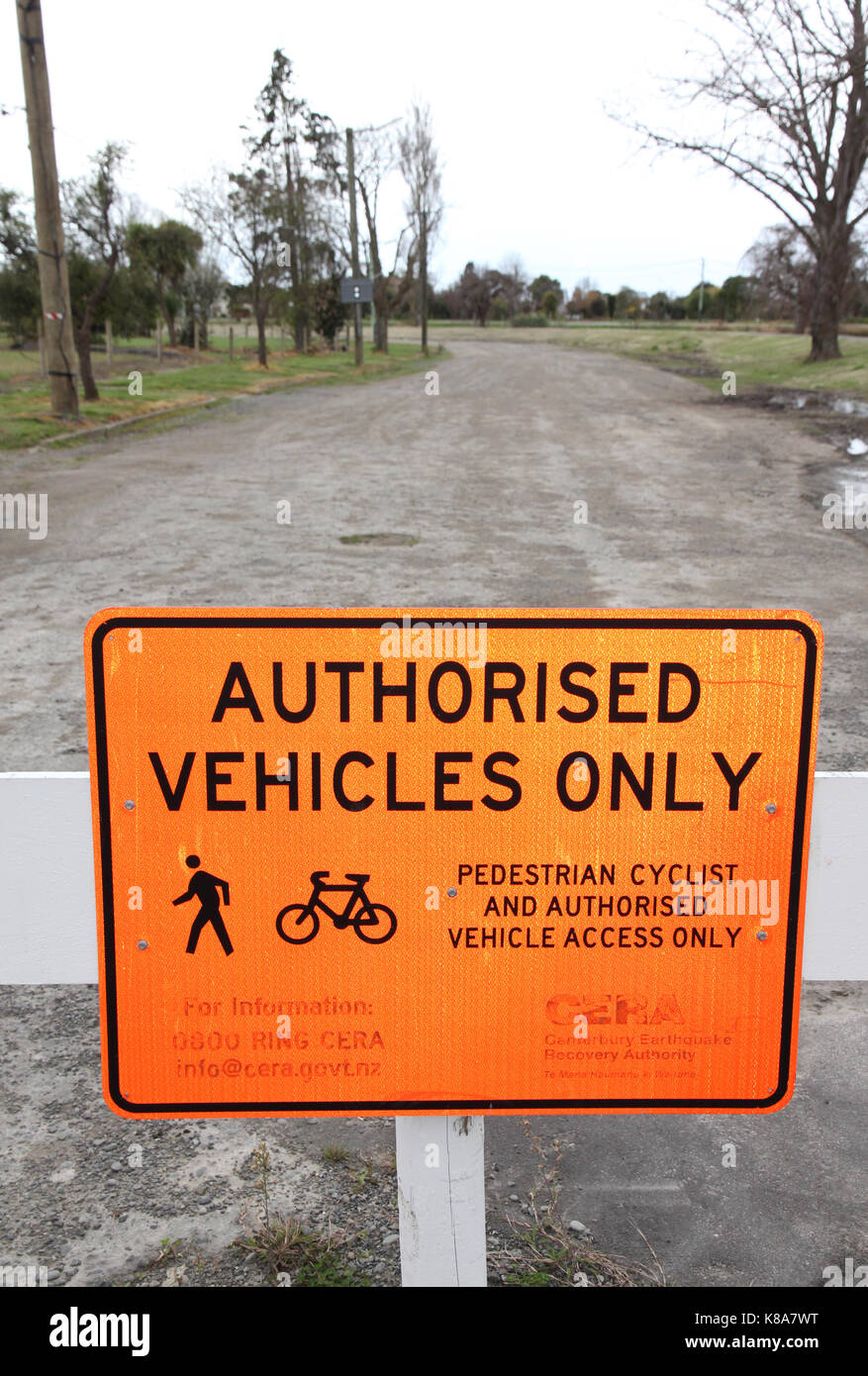 Sign no entry new zealand hi-res stock photography and images - Alamy