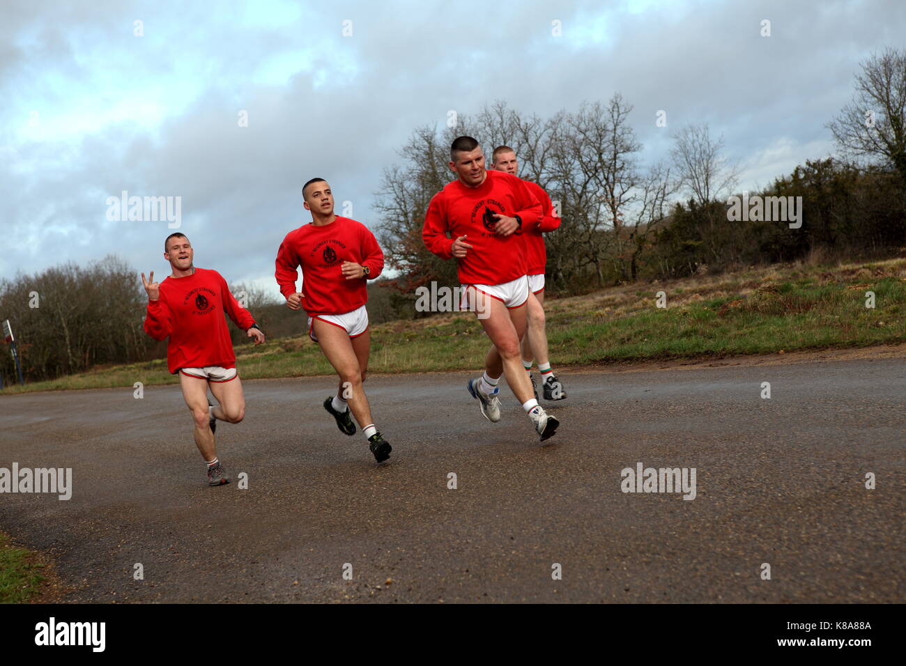 Legionnaires from the 2REI (2nd Foreign Infantry Regiment) run at Camp ...