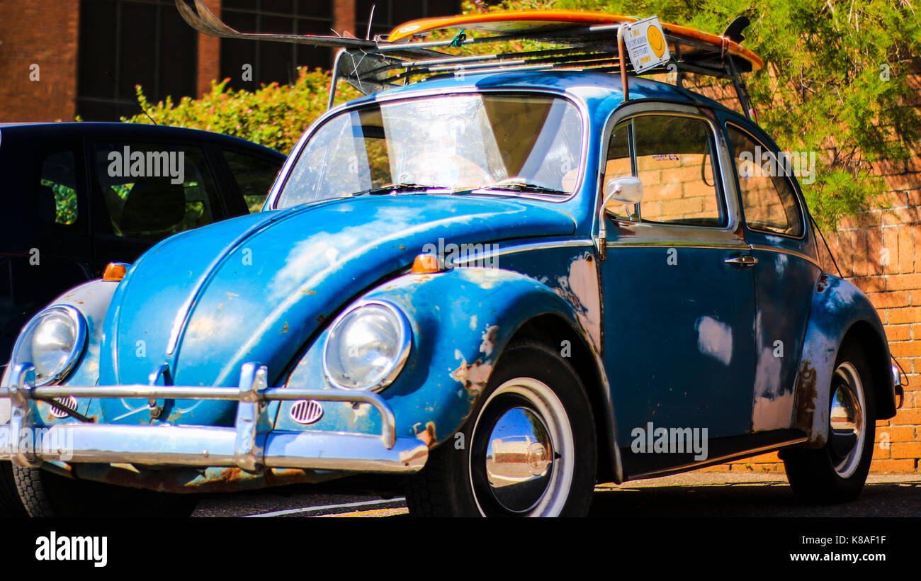 Blue volkswagen beetle hi-res stock photography and images - Alamy